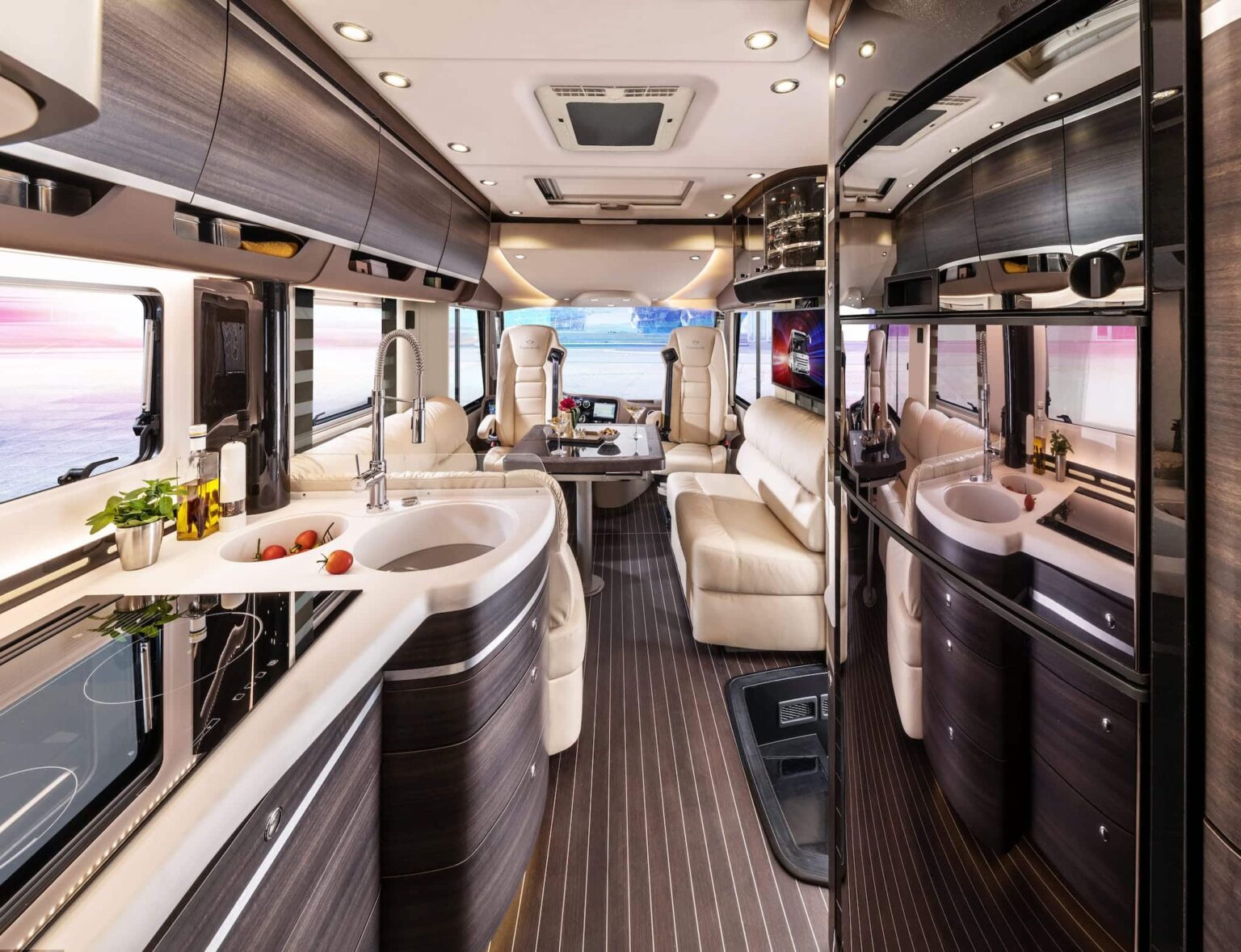 10 kompakte Luxus-Wohnmobile unter 7,5 Tonnen mit exklusiver Ausstattung für anspruchsvolle Reisende