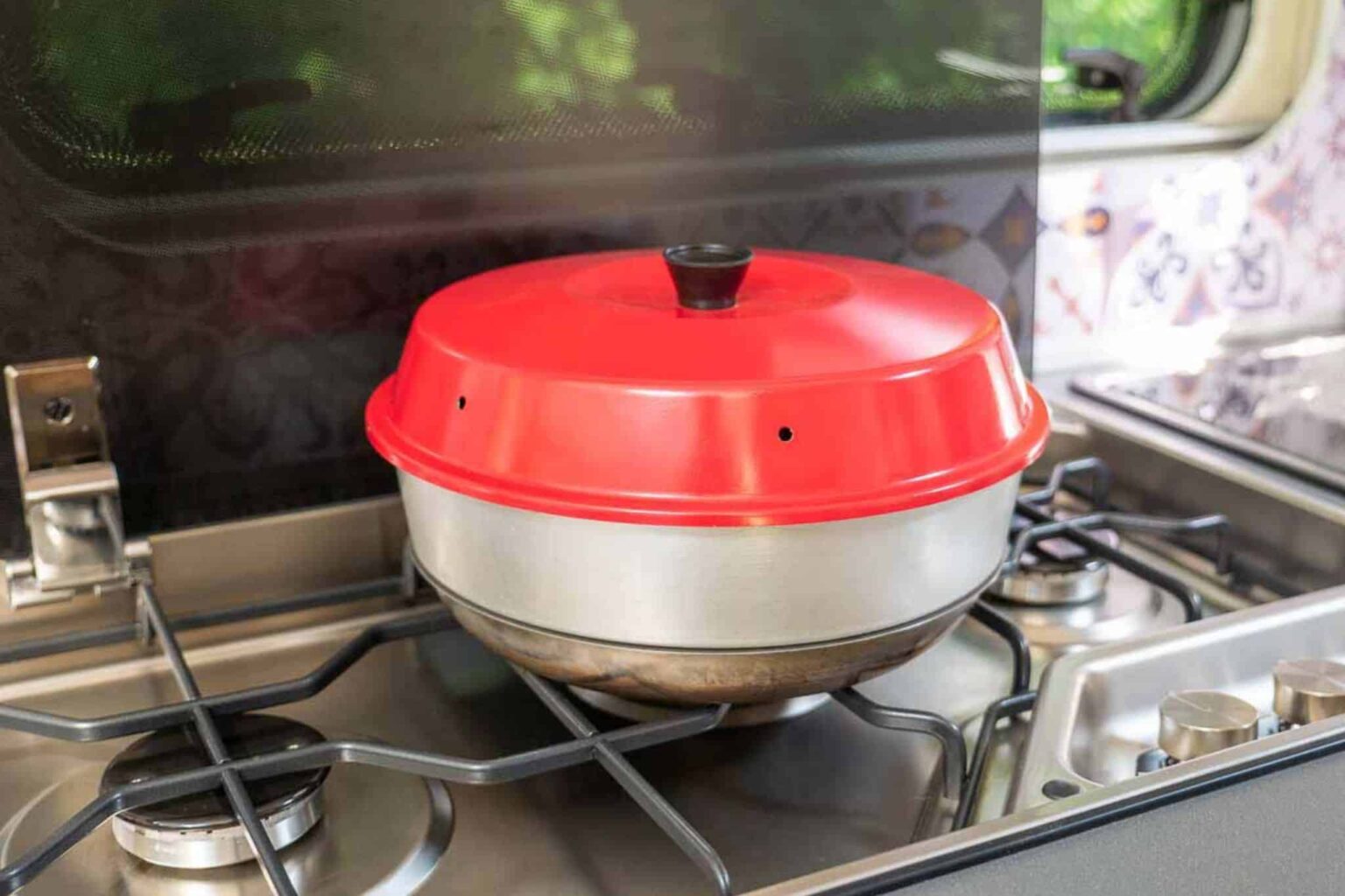 Wie funktioniert der Omnia-Backofen? Die wichtigsten Infos!