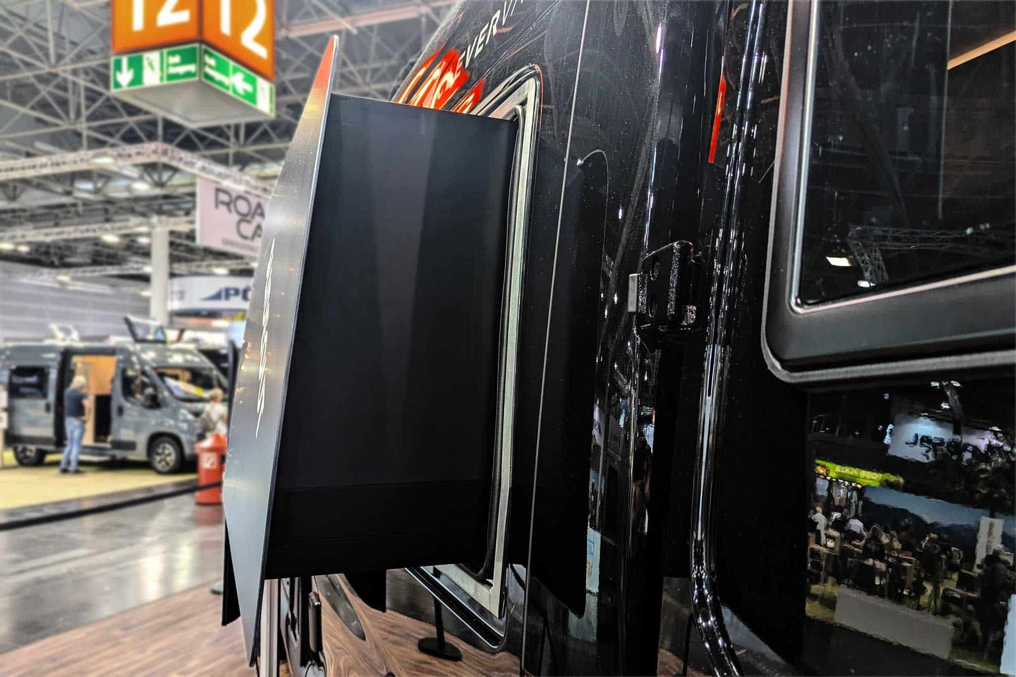 Clever Aventuro 600: der Allrad-Sprinter mit Slideout für 2