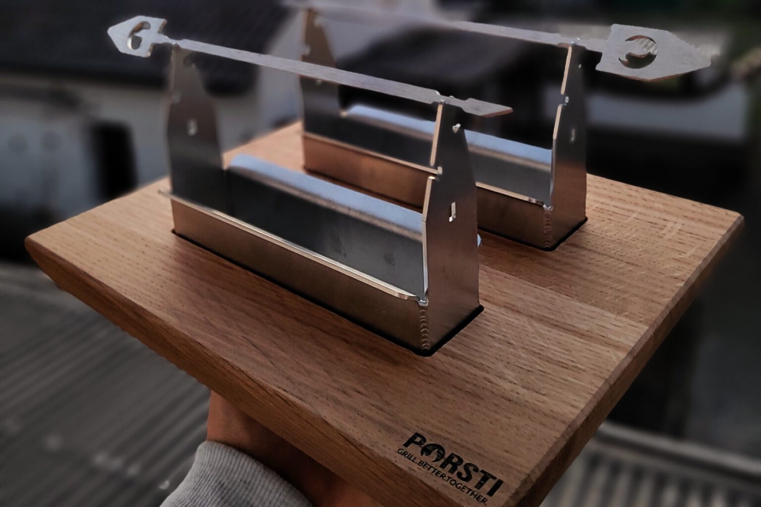 PORSTI Flameboard: Neuer kohle- und gasfreier Tischgrill fürs Camping